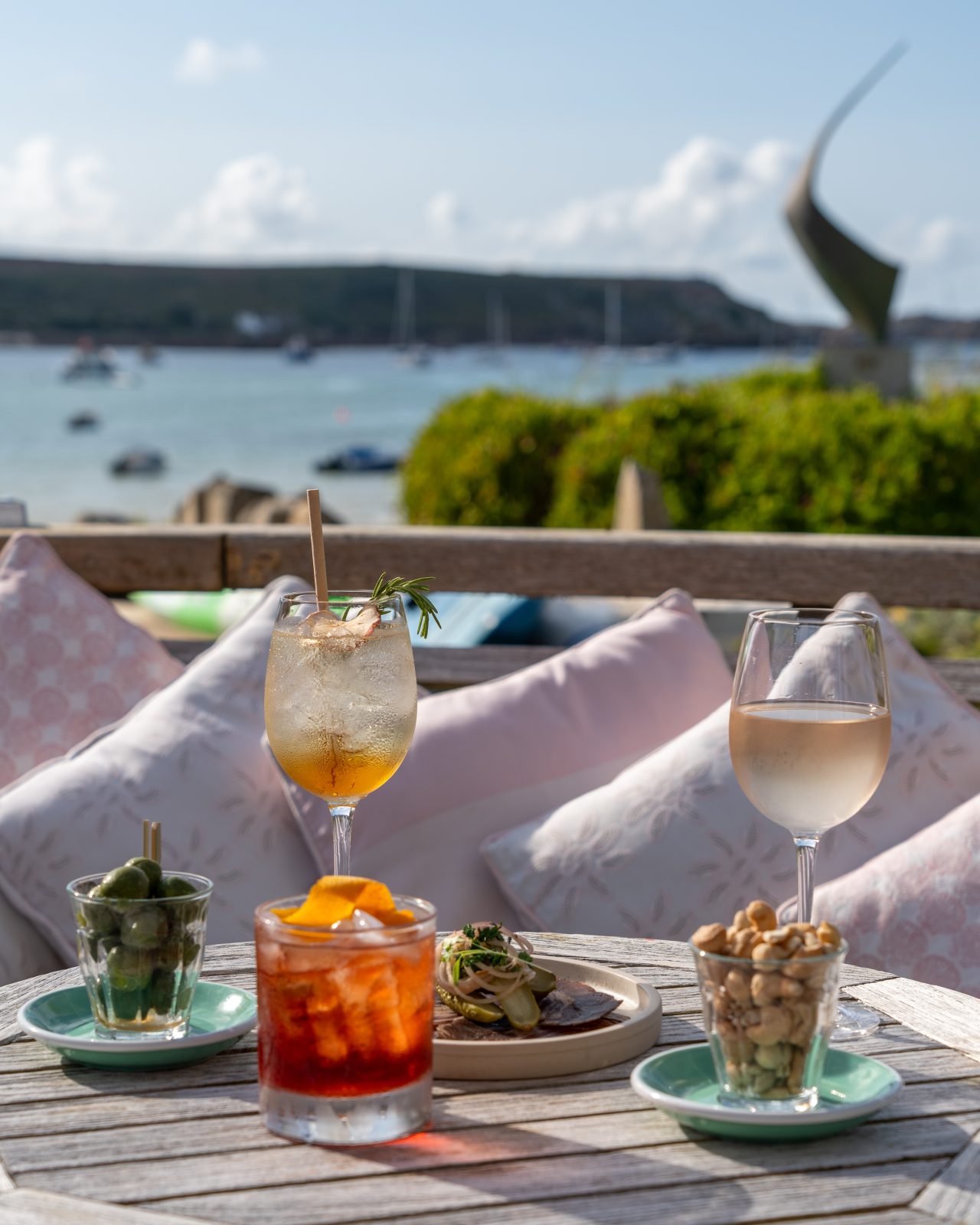 The Flying Boat Café & Deli | Tresco Island