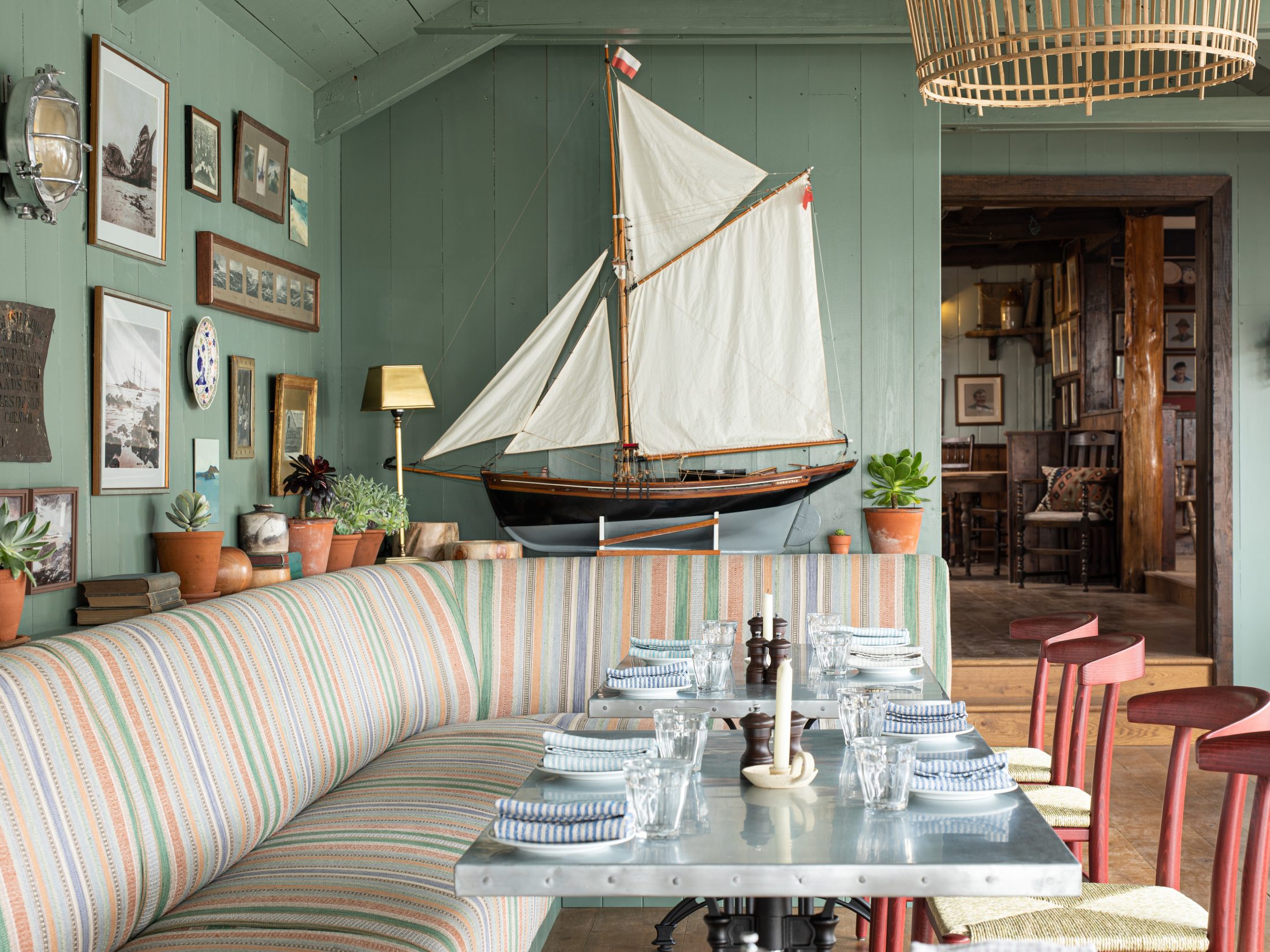 The New Inn | Traditional Island Inn, Isles of Scilly | Tresco Island