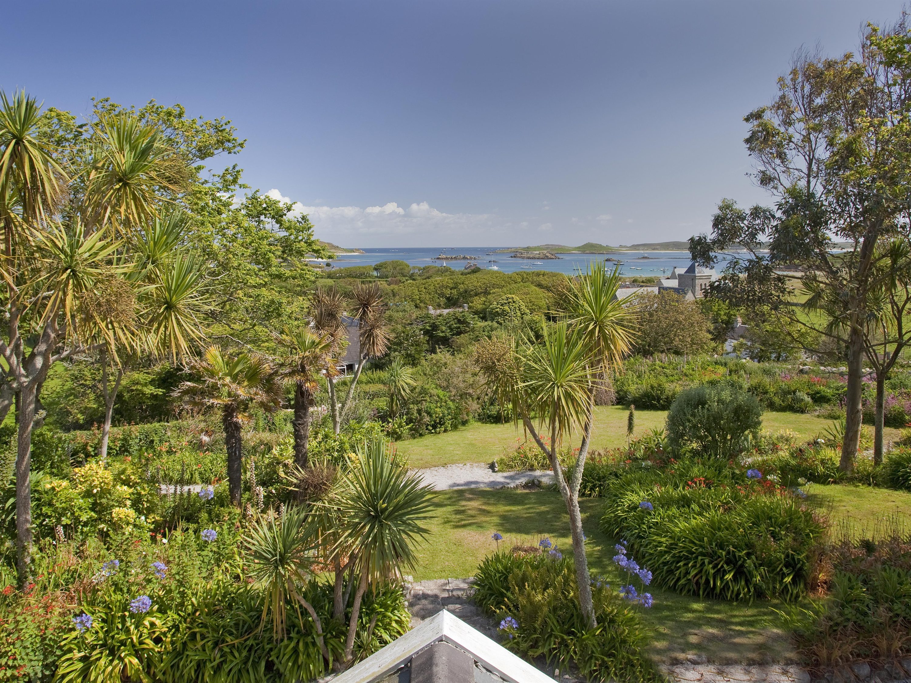 Traditional Cottages | Tresco Island